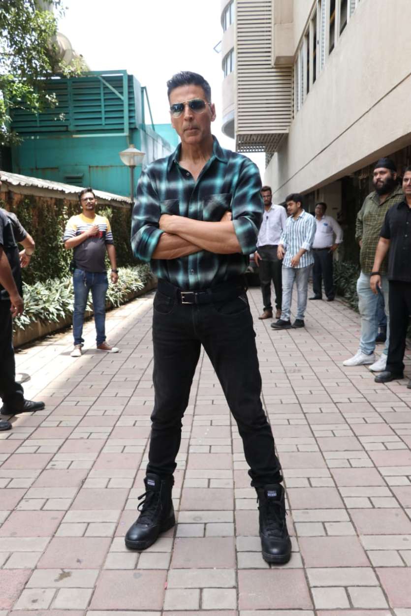 Mission Mangal Trailer Launch: Akshay Kumar, Vidya Balan, Taapsee Pannu ...