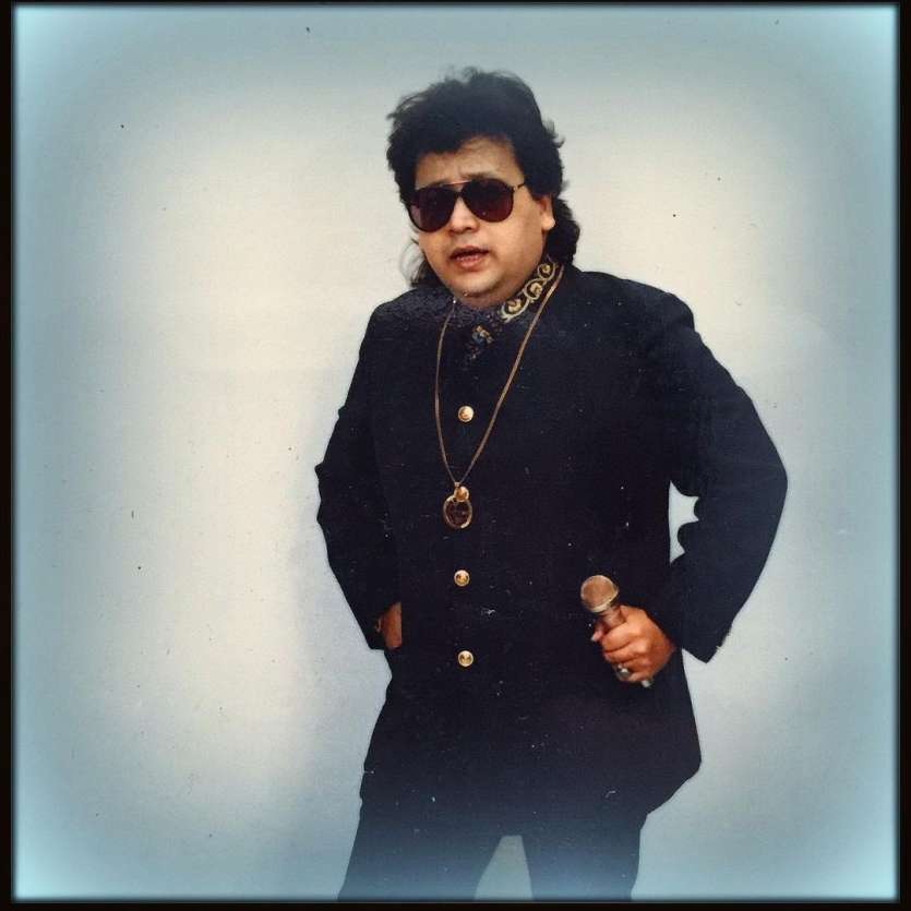 Remembering Bappi Lahiri with these priceless throwback pics